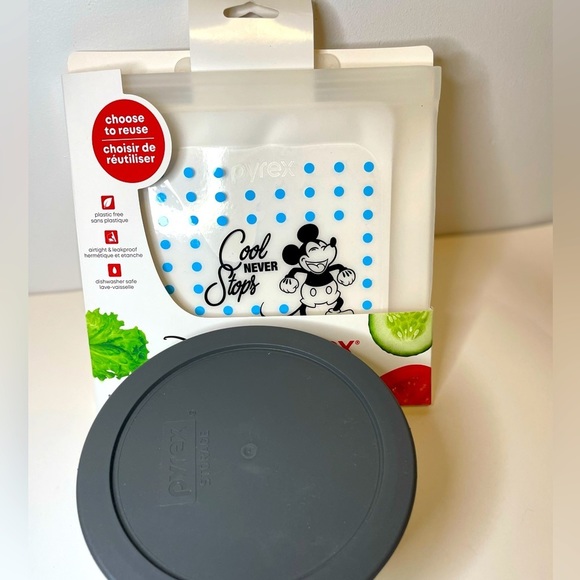 Pyrex | Kitchen | Disney Pyrex Duo Including Bowl Silicone Zip Bag ...